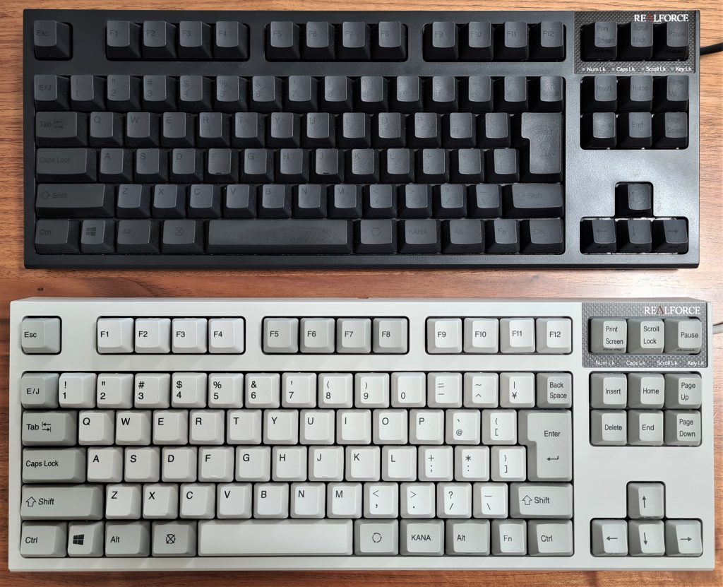 REALFORCE R2 PFU Limited Edition アイボリーとブラックどっちが良いの！｜マーブロ